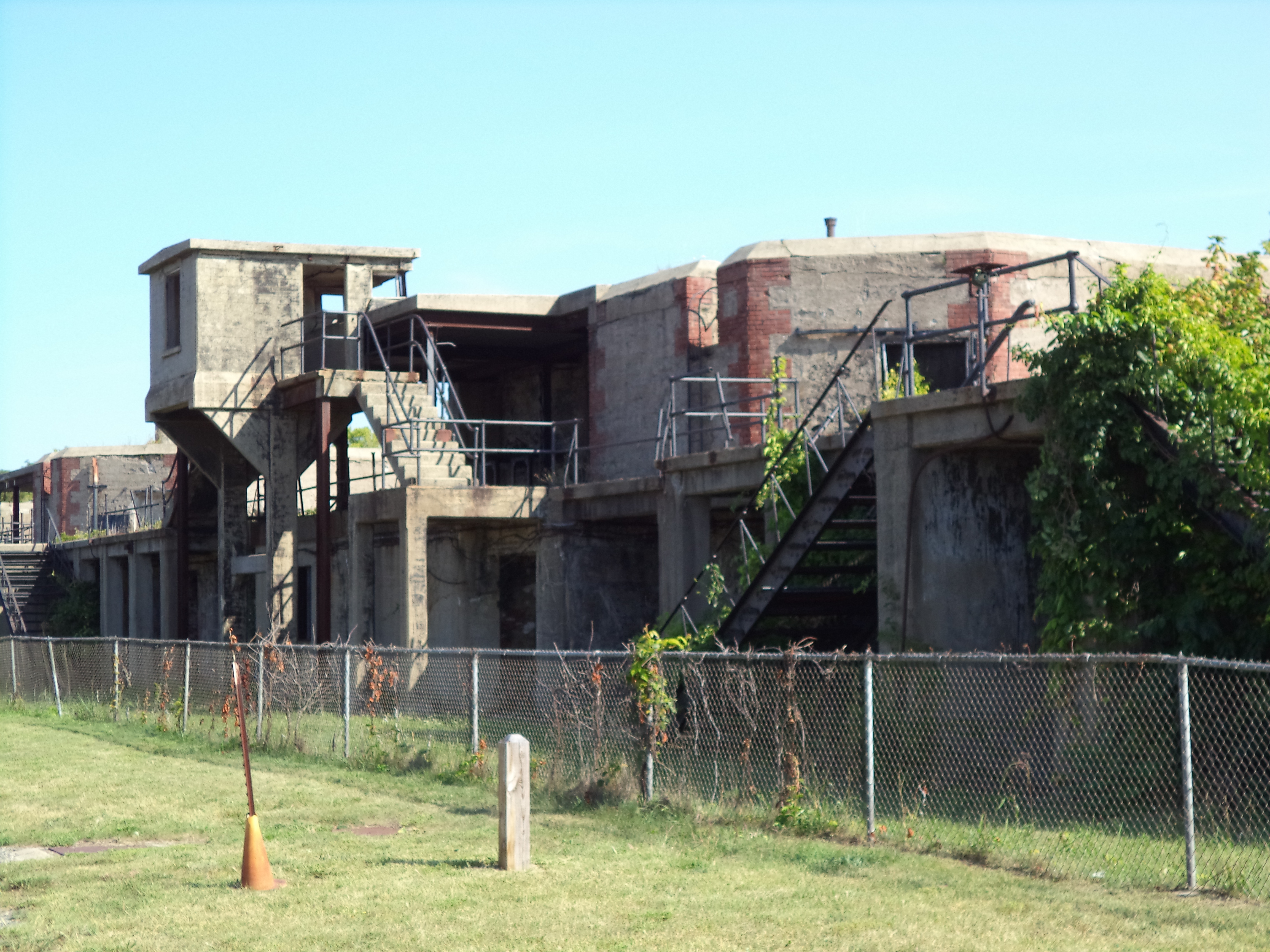 Fort Hancock; Coastal Defense Through the Nuclear Age – Abandoned Country